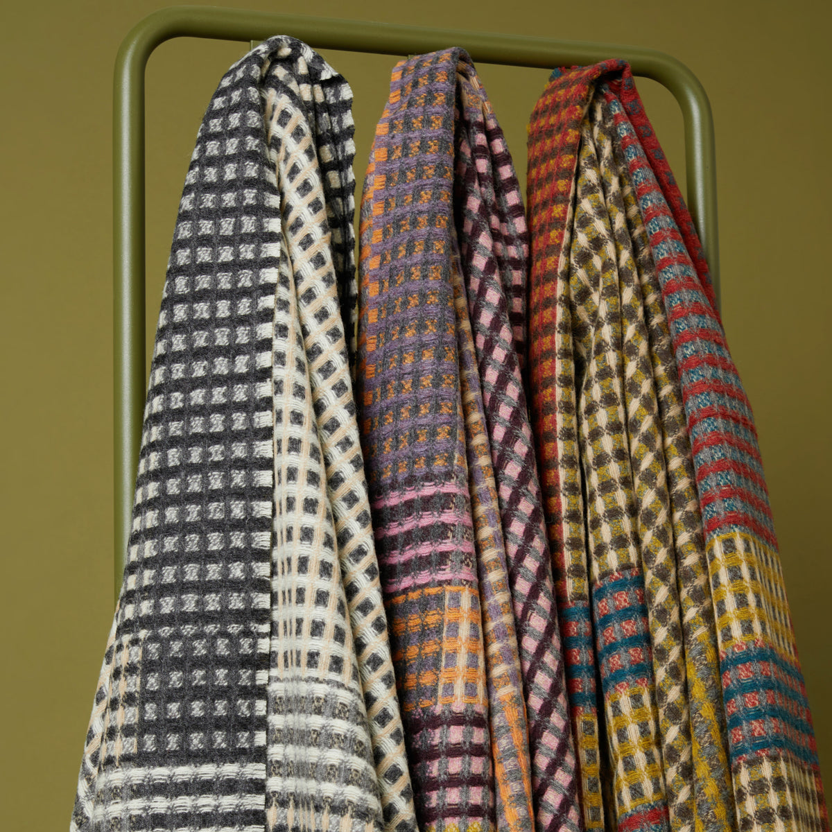 Shetland Waffle Throw – SHOP Cooper Hewitt
